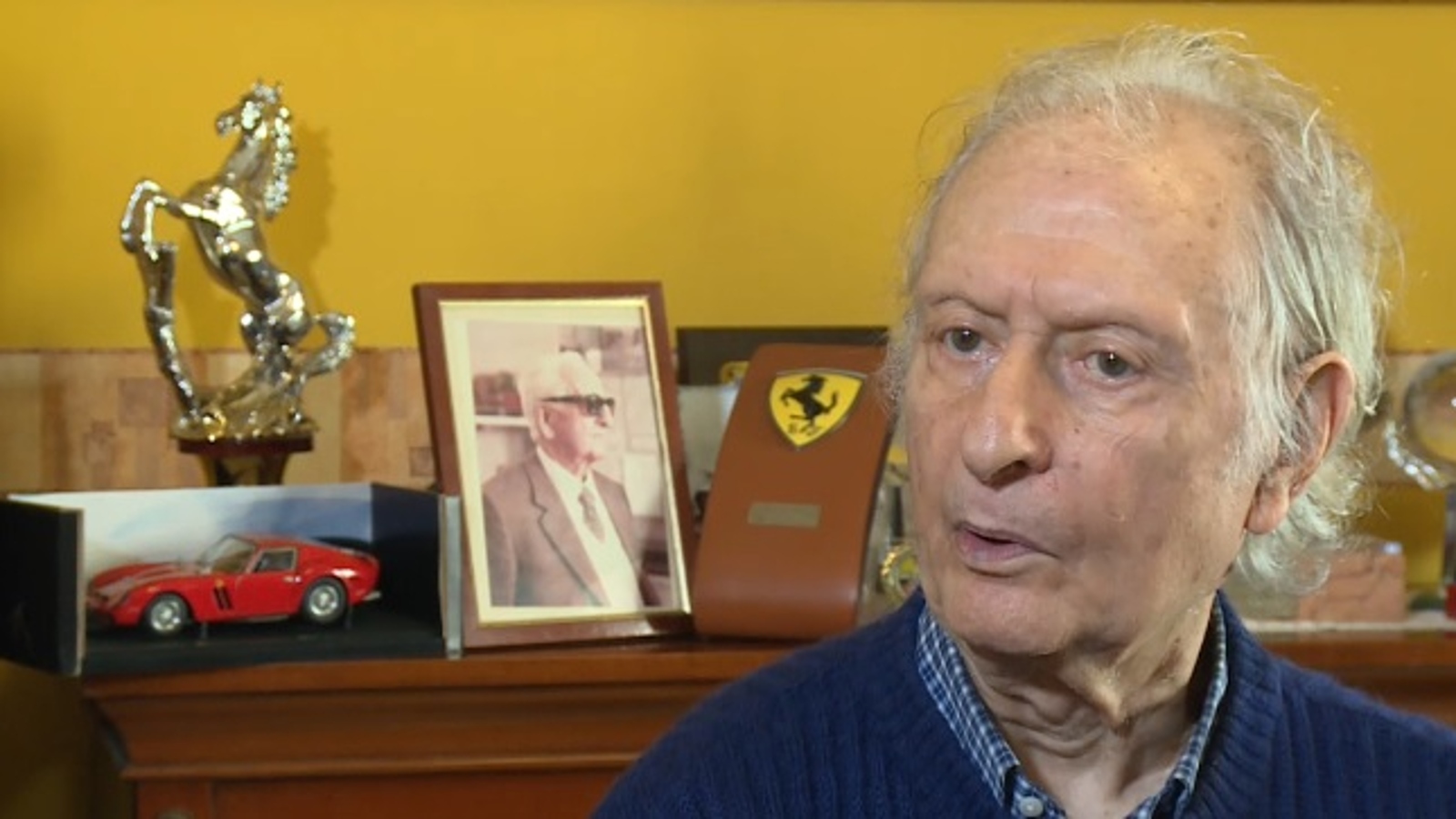 Addio a Nino Vaccarella, l'ex pilota si è spento all'età di 88 anni