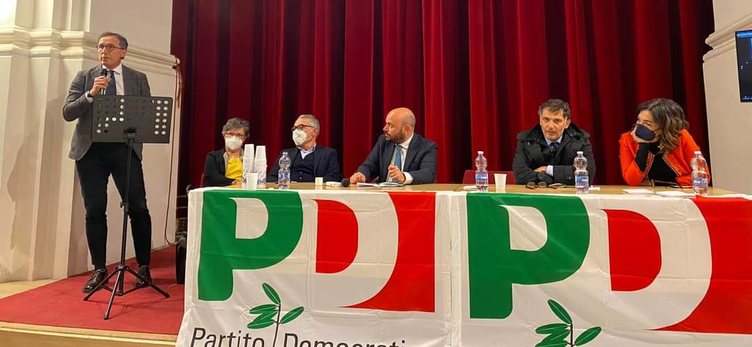 Il Pd apre le porte a Franco Miceli: si punta ad allargare la coalizione