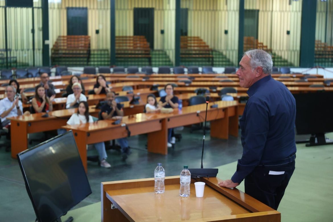 Le Vie dei Tesori a Palermo, Grasso racconta il maxiprocesso in Aula ...